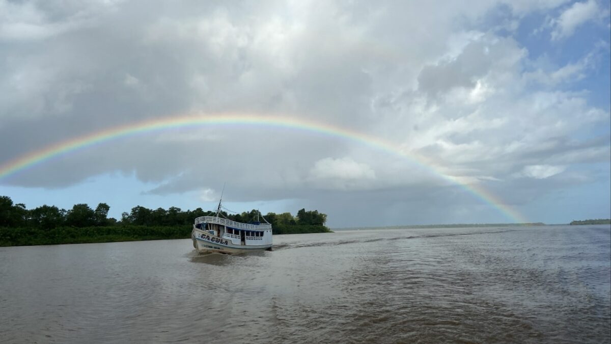 Navegando na foz do rio Amazonas - Concurso Fotográfico